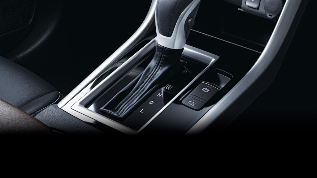 Mitsubishi Xpander | Giá lăn bánh tại Huế, chương trình ưu đãi